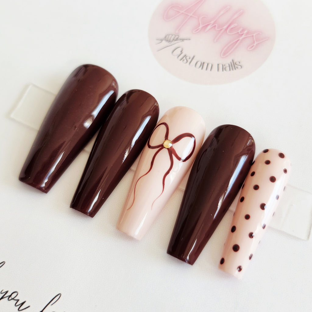 Pretty bow 🎀 – Ashleys custom nails